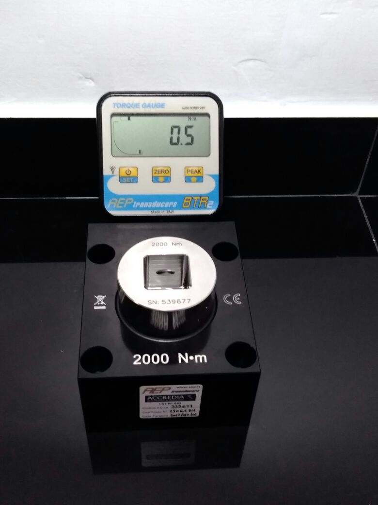 TORSIÓMETRO DIGITAL DE CONTADOR PARA MEDICIONES EN SENTIDO HORARIO Y ...